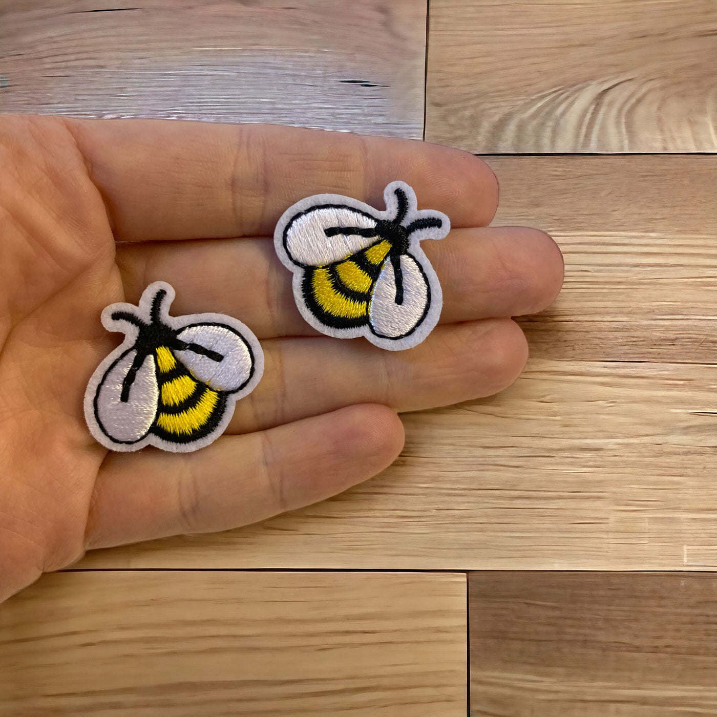 Honey Bee Embroidered 3.1cm Iron On Patches — Patches "R" Us